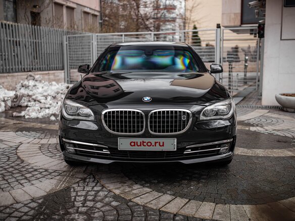 Купить б/у BMW 7 серии V (F01/F02/F04) 760Li 6.0 AT (544 л.с.) бензин ...