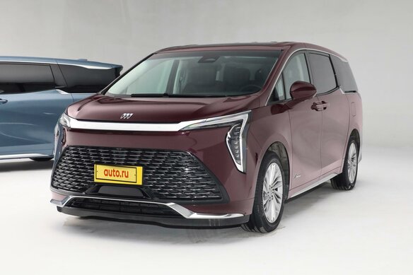 Купить б/у Buick GL8 IV Century 2.0 AT (237 л.с.) бензин автомат в Благовещенске: пурпурный ...