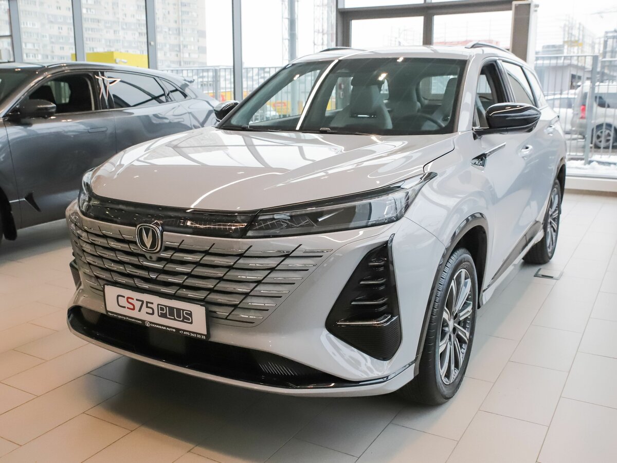 Купить новый Changan CS75 Plus III 2.0 AT (233 л.с.) бензин автомат в Москве: серый Чанган ...