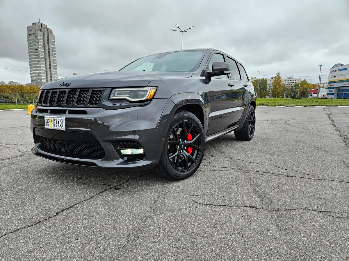 Купить б/у Jeep Grand Cherokee IV (WK2) Рестайлинг SRT 6.4 AT (468 л.с ...