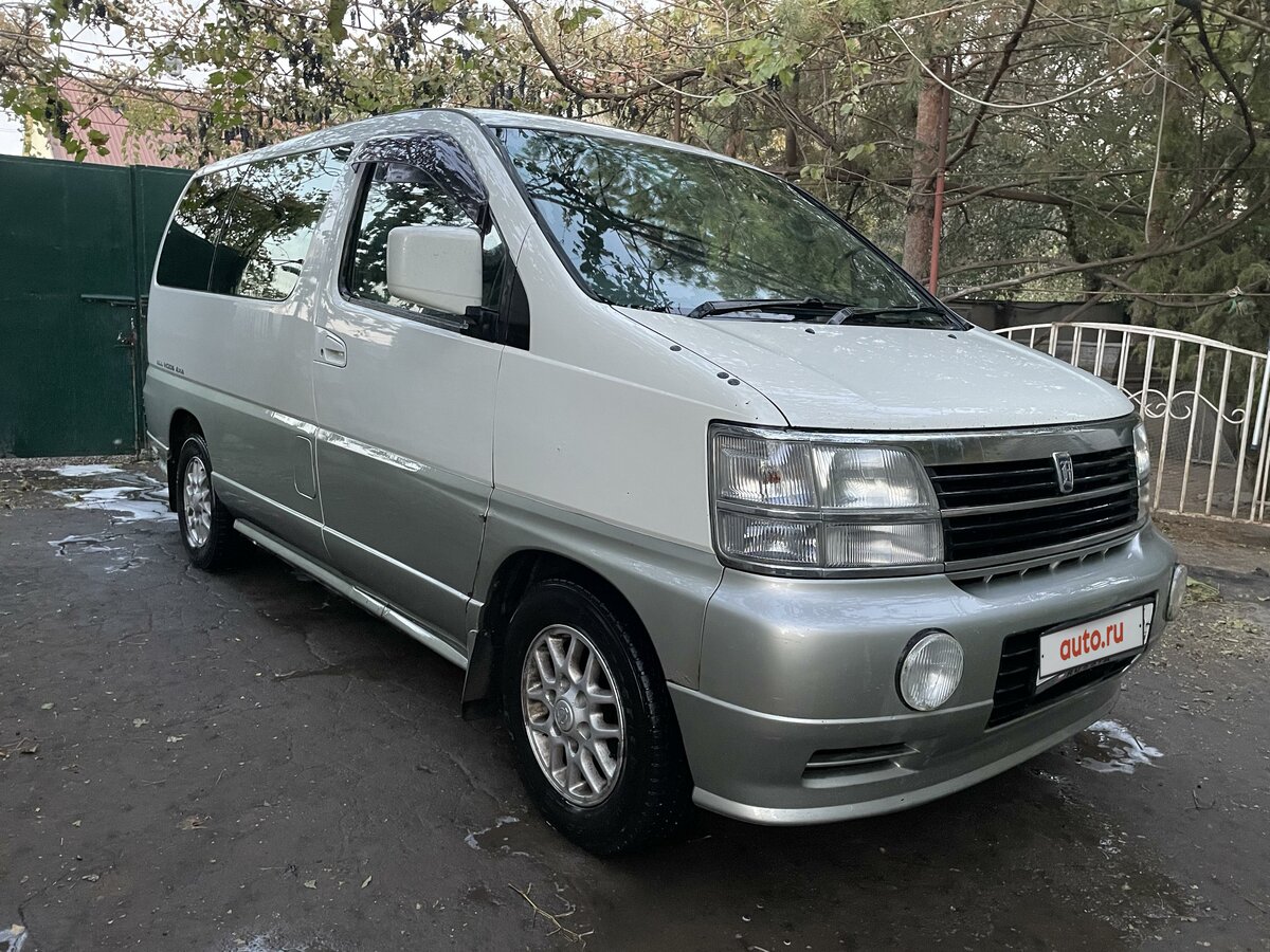 Купить б/у Nissan Elgrand I (E50) 3.2d AT (150 л.с.) 4WD дизель автомат в Зеленокумске: белый ...
