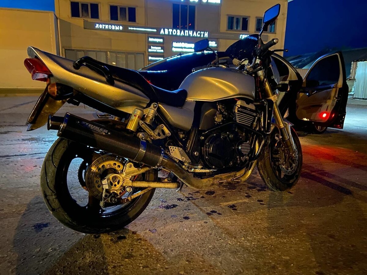 Купить б/у Kawasaki ZRX 1100 карбюратор 5 передач в Сергиевом Посаде: серый дорожный 1999 года ...