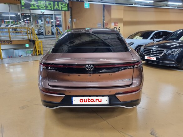 Купить б/у Toyota Crown XVI (S230) 2.4hyb AT (340 л.с.) 4WD гибрид ...