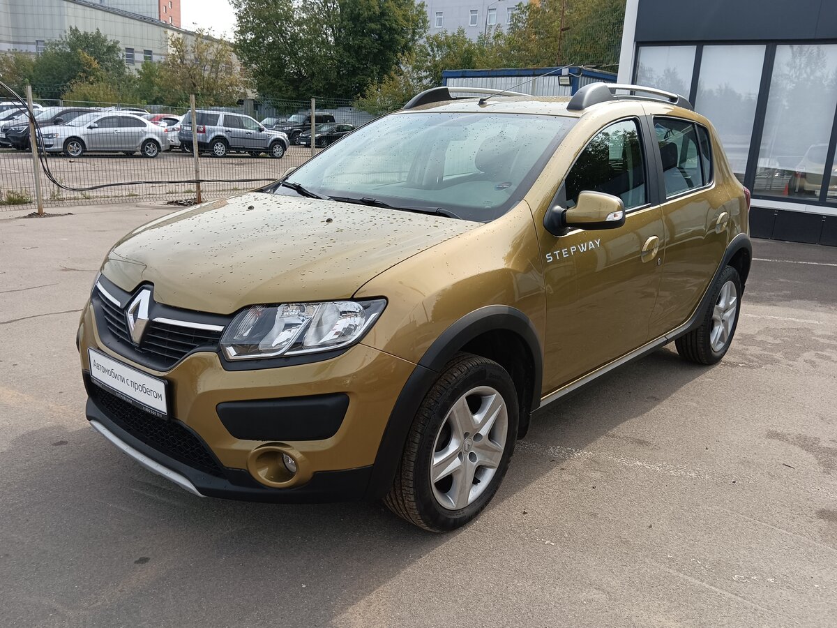 Купить б/у Renault Sandero II Stepway 1.6 MT (82 л.с.) бензин механика ...
