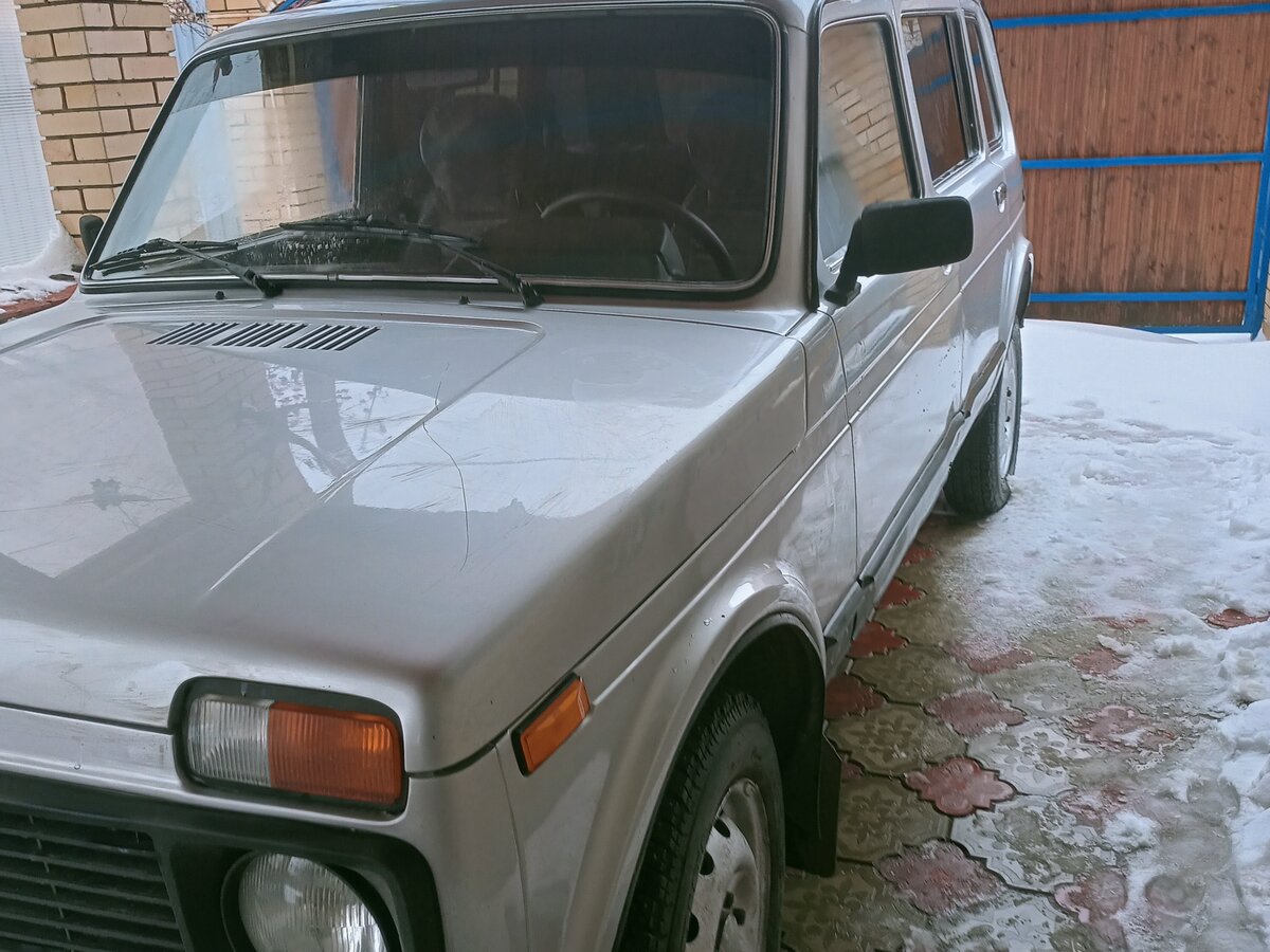 Купить б/у Lada (ВАЗ) 2131 (4x4) I 1.7 MT (81 л.с.) 4WD бензин механика в Самаре: серый Лада ...