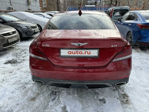 Купить б/у Genesis G70 I 3.3 AT (370 л.с.) бензин автомат в Москве ...