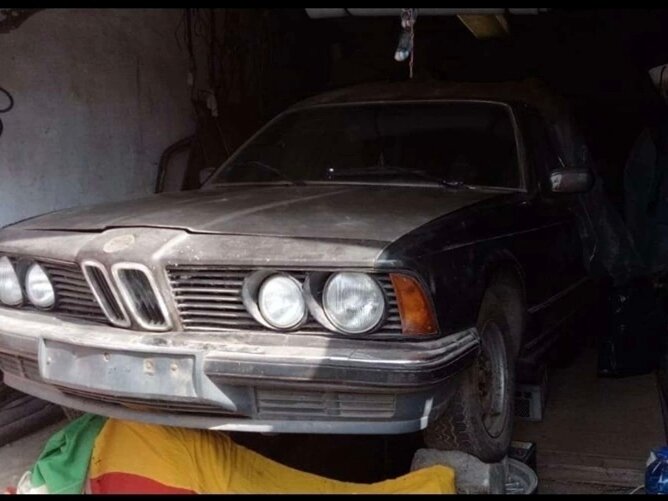 Купить б/у BMW 7 серии I (E23) 735i 3.5 MT (218 л.с.) бензин механика в Твери: коричневый БМВ 7 ...