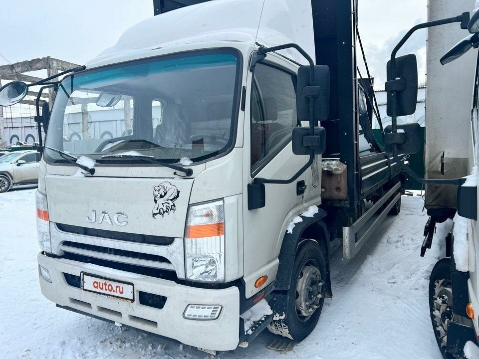 Купить б/у JAC N120 дизель механика в Казани: белый бортовой грузовик 2022 года по цене 4 843 ...