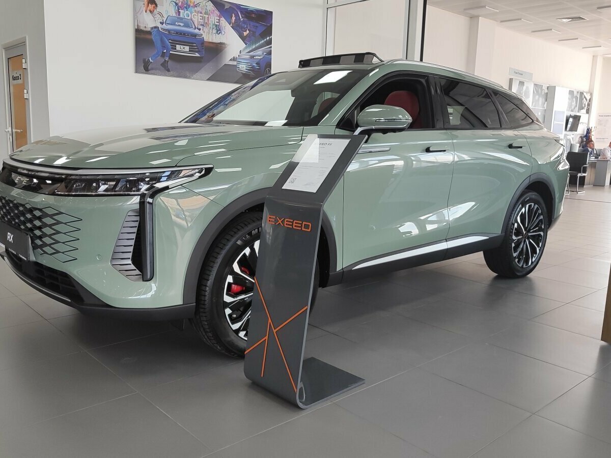 Купить новый Exeed RX 2023-2025 2.0 AMT (249 л.с.) 4WD бензин робот в Мытищах: зелёный Эксид ...
