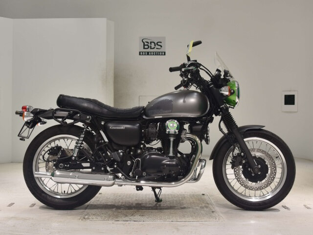 Купить б/у Kawasaki W 800 инжектор 6 передач во Владивостоке: серый классик 2021 года по цене 1 ...