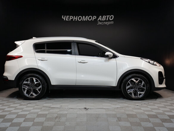 Купить б/у Kia Sportage IV Рестайлинг 2.0d AT (186 л.с.) дизель автомат ...