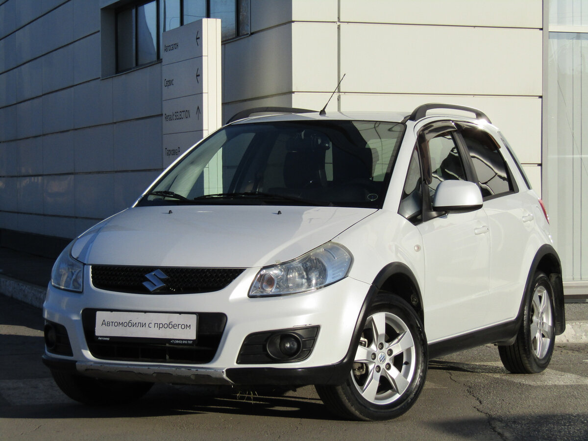 Купить б/у Suzuki SX4 I (Classic) Рестайлинг 1.6 MT (112 л.с.) 4WD ...