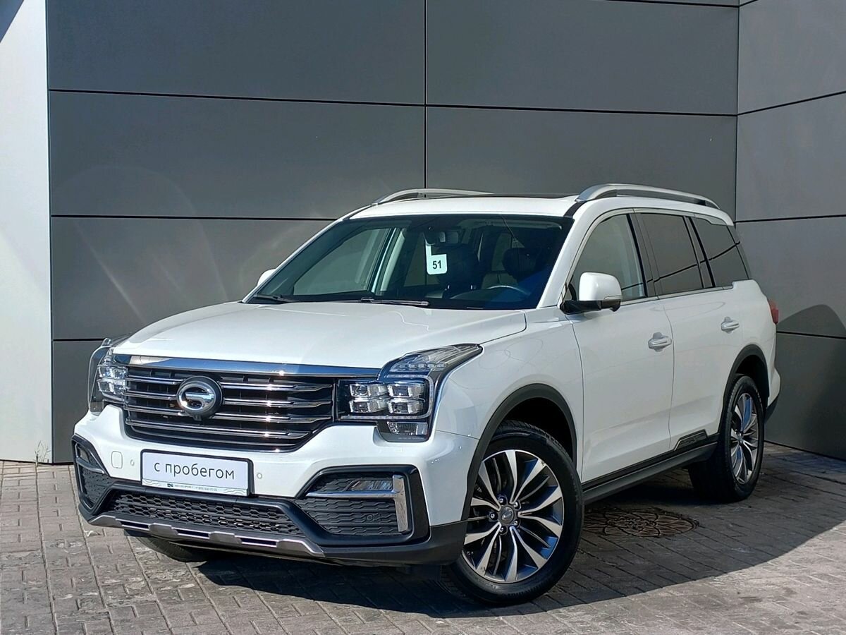 Купить б/у GAC GS8 I 2.0 AT (190 л.с.) 4WD бензин автомат в Санкт-Петербурге: белый ГАК ГС8 I ...