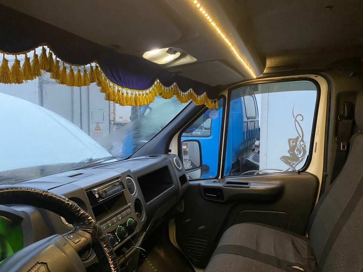 Купить б/у ГАЗ ГАЗель Next дизель механика в Москве: белый промтоварный ...