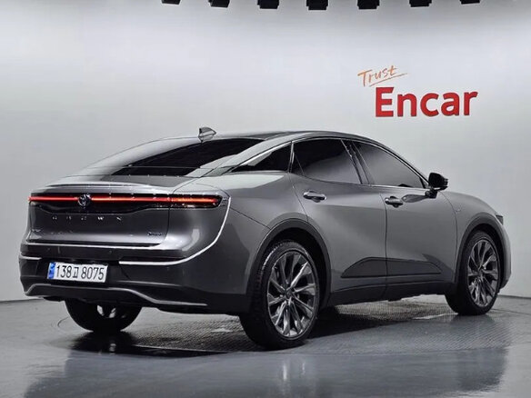 Купить б/у Toyota Crown XVI (S230) 2.5hyb CVT (236 л.с.) 4WD гибрид ...