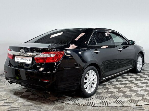 Купить б/у Toyota Camry VII (XV50) 3.5 AT (249 л.с.) бензин автомат в Москве: чёрный Тойота ...