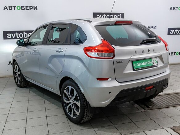 Купить б/у Lada (ВАЗ) XRAY I 1.8 AMT (122 л.с.) бензин робот в ...