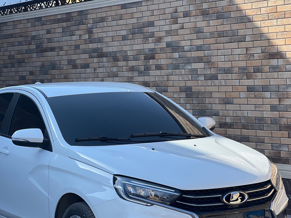 Купить б/у Lada (ВАЗ) Vesta I Рестайлинг (NG) 1.6 MT (90 л.с.) бензин ...