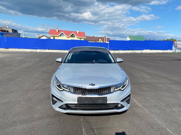 Купить б/у Kia K5 II 2.0 AT (151 л.с.) газ автомат в Екатеринбурге: серебристый Киа к5 II седан ...