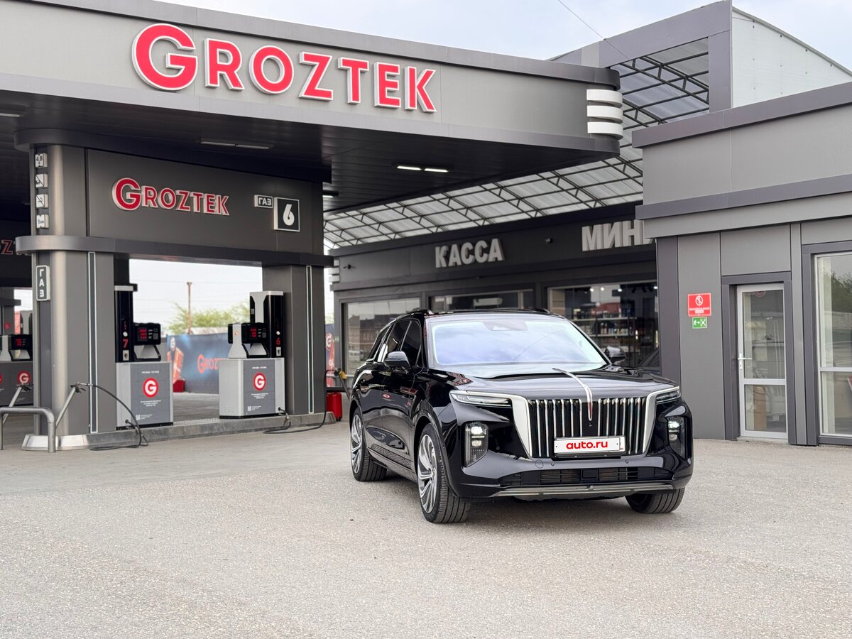 Купить б/у Hongqi E-HS9 2020-2025 120 kWh Electro AT (405.0 кВт) 4WD электро автомат в Гудермесе ...