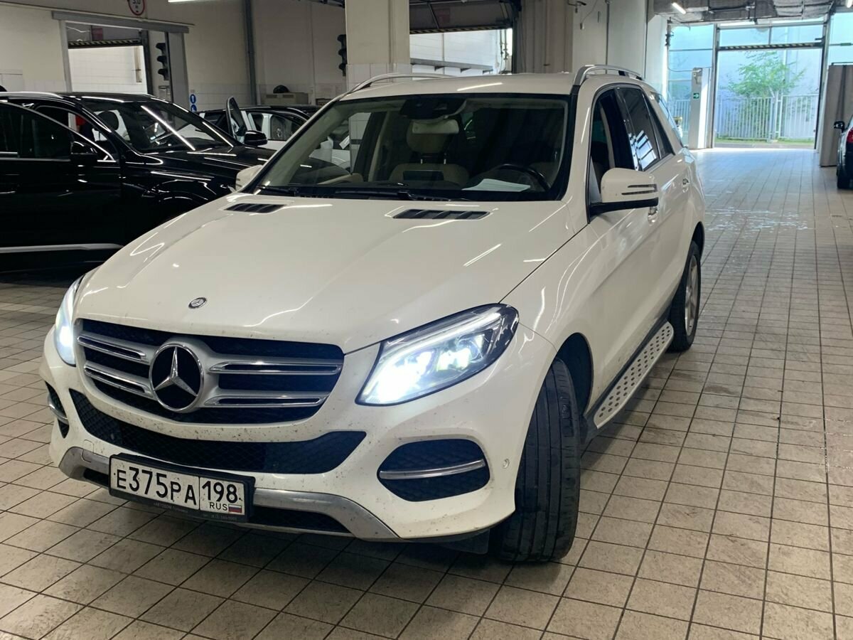 Купить б/у Mercedes-Benz GLE I (W166) 350 d 3.0d AT (249 л.с.) 4WD ...