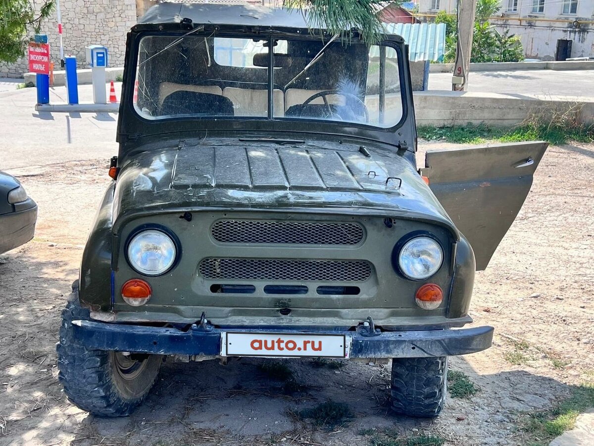 Купить б/у УАЗ 469 1972-2011 469Б 2.5 MT (75 л.с.) 4WD бензин механика в Бахчисарае: зелёный УАЗ ...