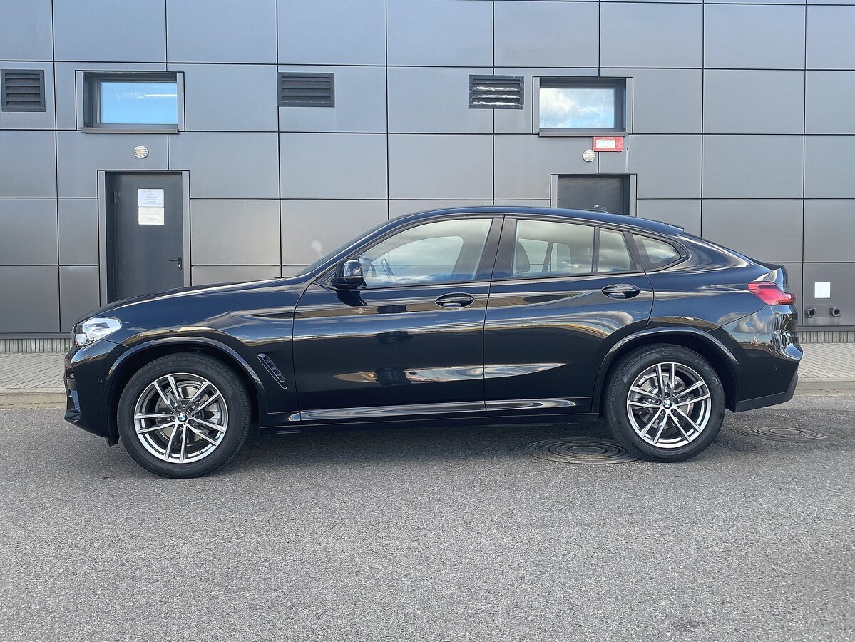 Купить б/у BMW X4 II (G02) 20d 2.0d AT (190 л.с.) 4WD дизель автомат в Минске: чёрный БМВ Х4 II ...