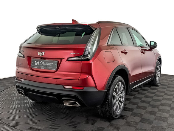 Купить б/у Cadillac XT4 I 2.0 AT (200 л.с.) 4WD бензин автомат в Москве: красный Кадиллак ХТ4 I ...