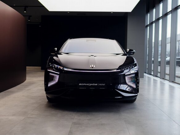 Купить новый HiPhi X 2020-2024 Electro AT (440.0 кВт) 4WD электро автомат в Москве: пурпурный ...