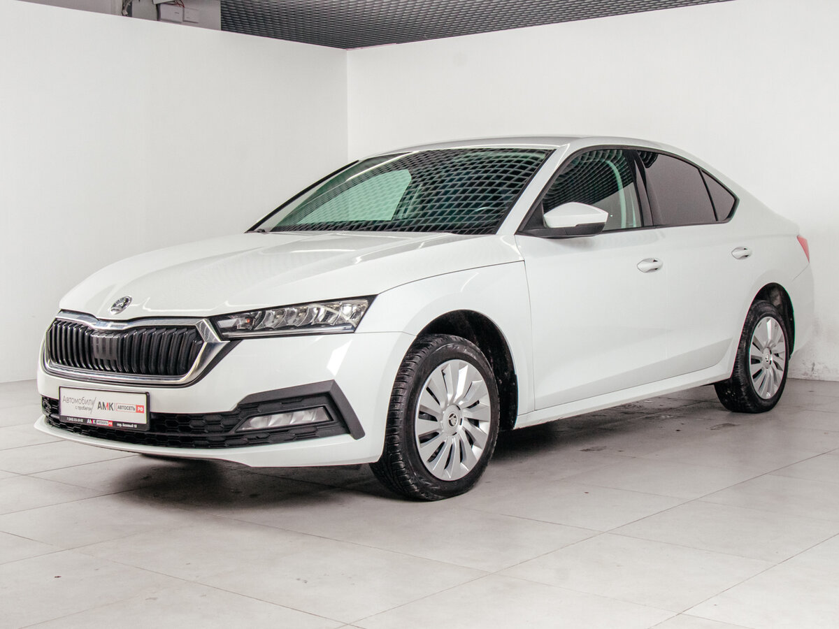 Купить б/у Skoda Octavia IV (A8) 1.4 AT (150 л.с.) бензин автомат в ...