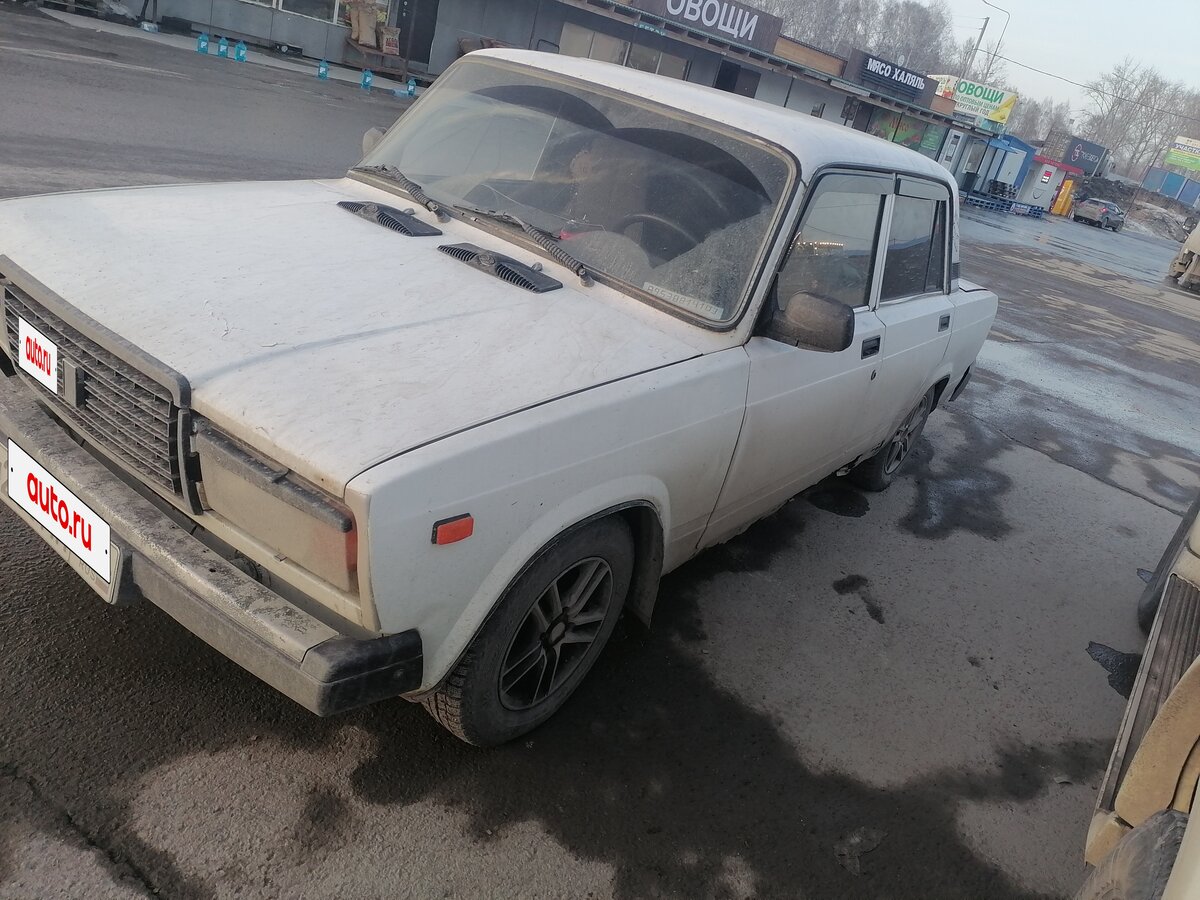Купить б/у Lada (ВАЗ) 2107 1982-2012 1.5 MT (68 л.с.) бензин механика в Новосибирске: белый Лада ...