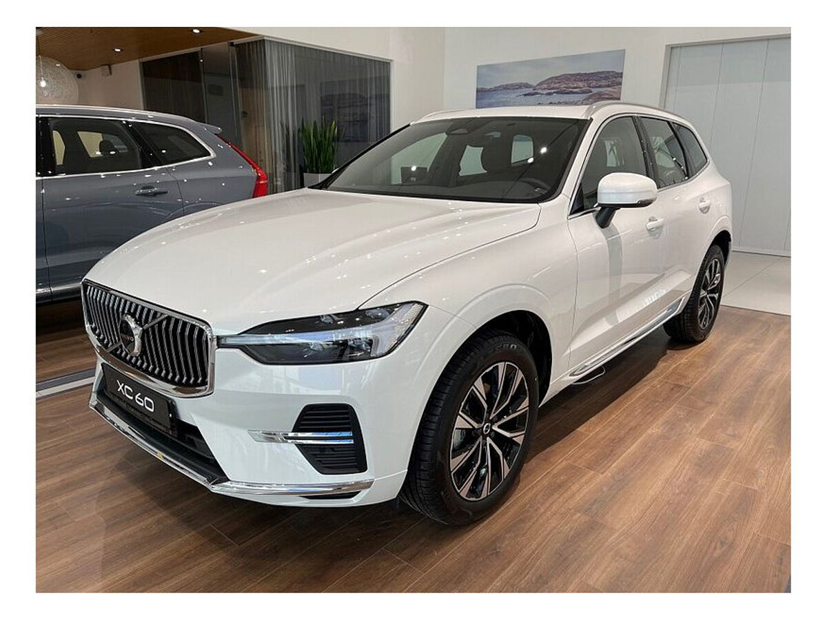 Купить новый Volvo XC60 II Рестайлинг 2.0 AT (249 л.с.) 4WD бензин автомат в Москве: белый ...