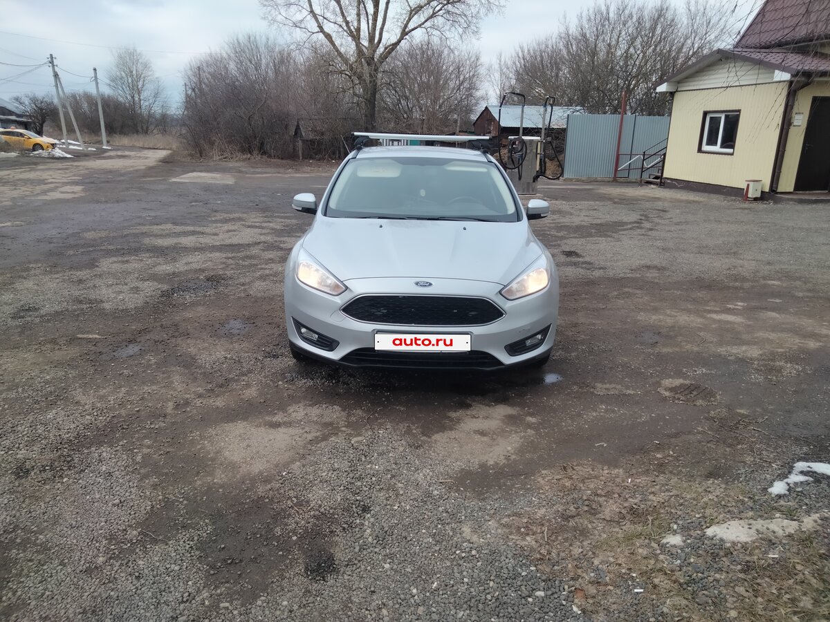 Купить б/у Ford Focus III Рестайлинг 1.6 MT (105 л.с.) бензин механика ...
