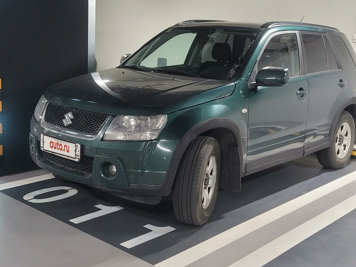 Купить б/у Suzuki Grand Vitara III 2.0 MT (140 л.с.) 4WD бензин ...