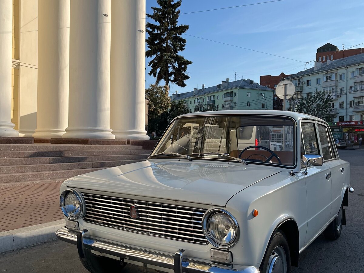 Купить б/у Lada (ВАЗ) 2101 1970-1988 1.2 MT (59 л.с.) бензин механика в Рязани: белый Лада 2101 ...