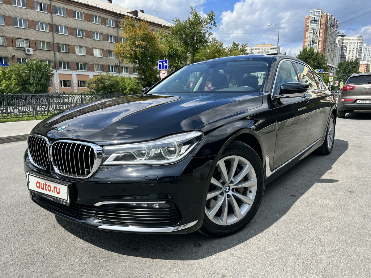 Купить б/у BMW 7 серии VI (G11/G12) 730Ld xDrive 3.0d AT (249 л.с.) 4WD ...