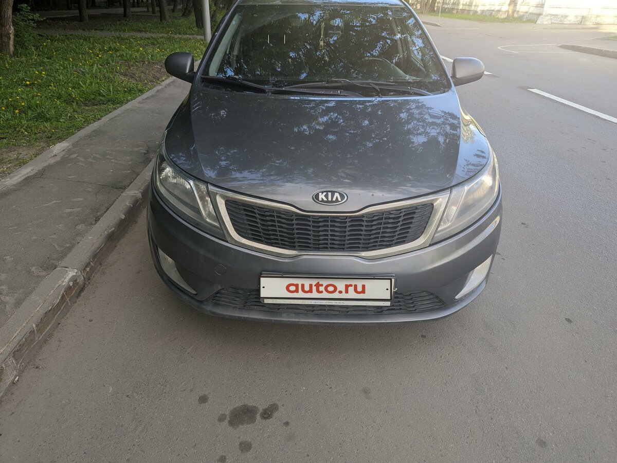 Купить б/у Kia Rio III 4-speed 1.6 AT (123 л.с.) бензин автомат в Москве: серый Киа Рио III ...
