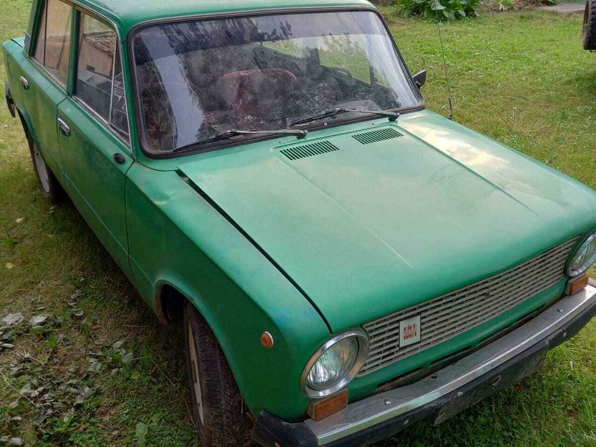 Купить б/у Lada (ВАЗ) 2101 1970-1988 1.2 MT (59 л.с.) бензин механика в Кимрах: зелёный Лада ...