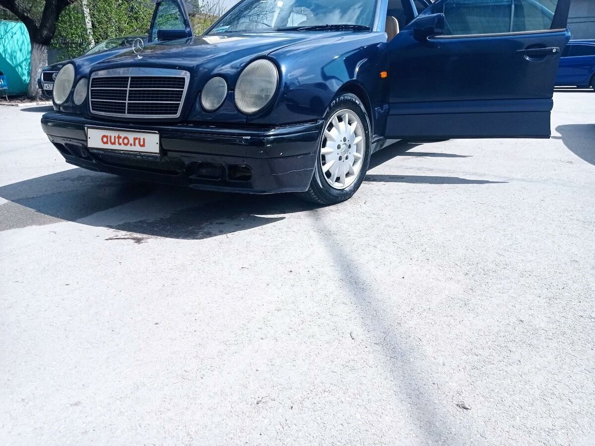Купить б/у Mercedes-Benz E-Класс II (W210, S210) 200 2.0 MT (136 л.с.) бензин механика в ...