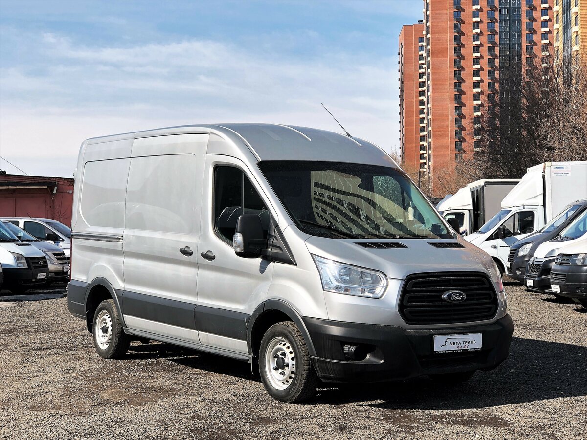 Купить б/у Ford Transit дизель механика в Москве: серебристый ...