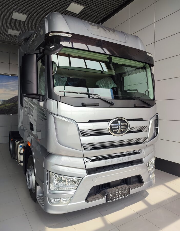 Купить новый FAW J7 дизель автомат в Саратове: серебристый 2023 года по цене 10 770 000 рублей ...