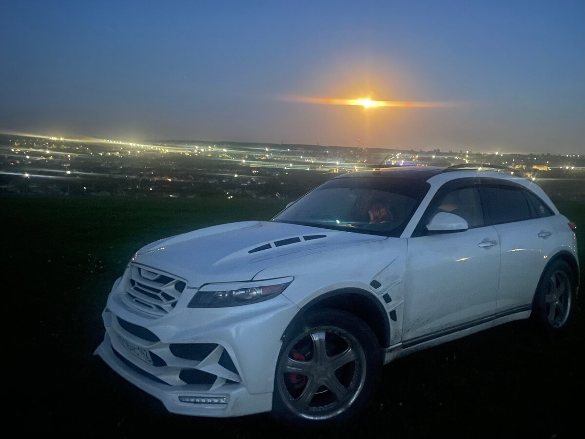 Купить б/у Infiniti FX I (S50) FX35 3.5 AT (280 л.с.) 4WD бензин ...