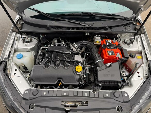 Купить б/у Lada (ВАЗ) Granta I Рестайлинг 1.6 MT (106 л.с.) бензин ...