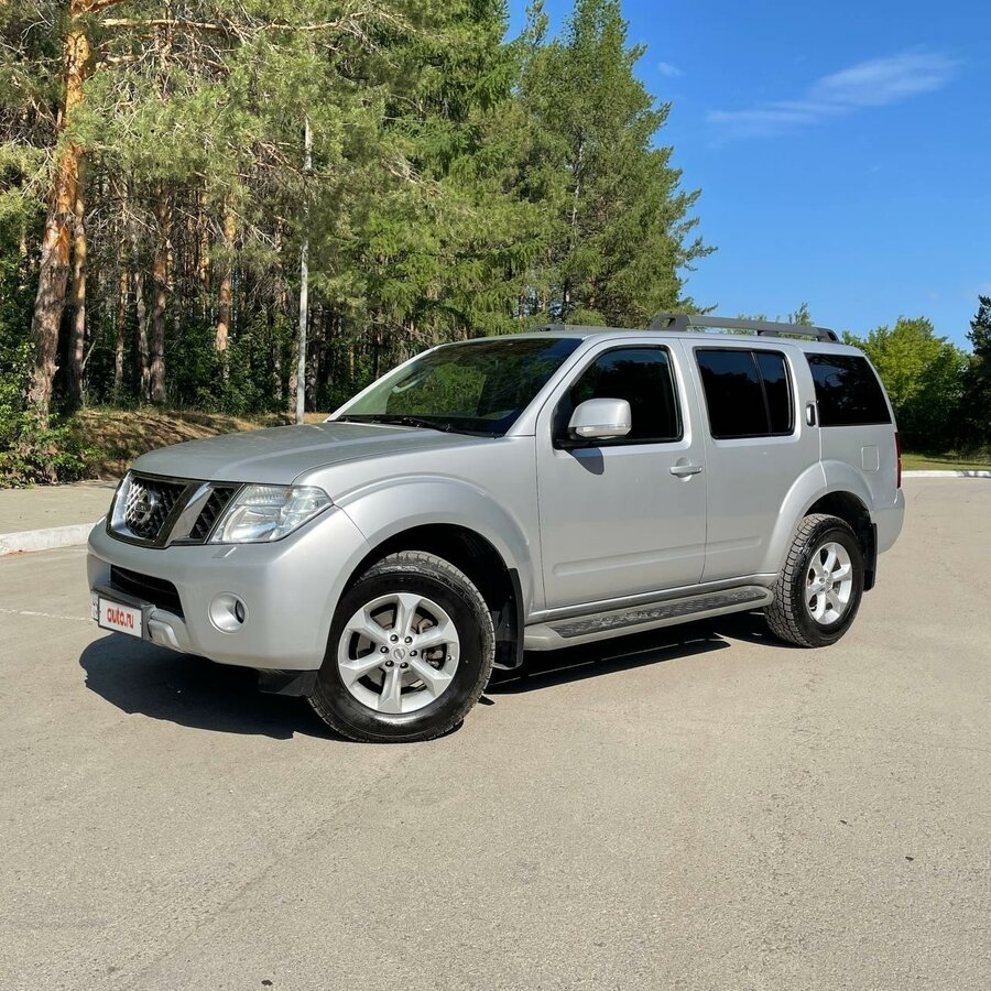 Купить б/у Nissan Pathfinder III Рестайлинг 2.5d MT (190 л.с.) 4WD ...