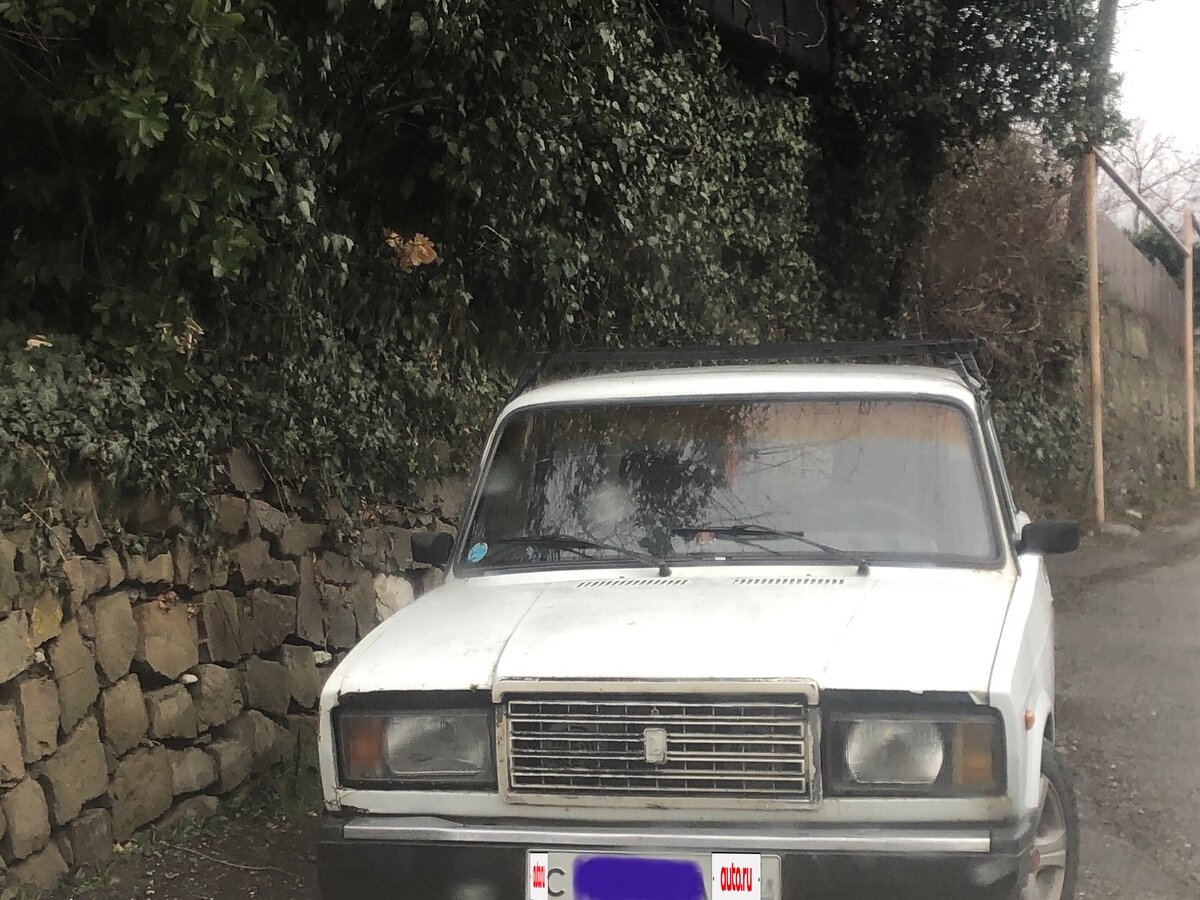 Купить б/у Lada (ВАЗ) 2107 1982-2012 1.6 MT (75 л.с.) бензин механика в Туапсе: белый Лада 2107 ...