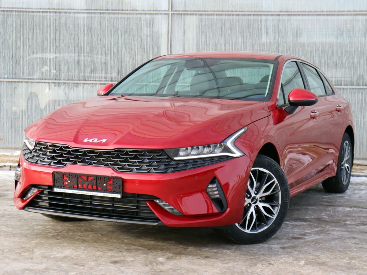 Купить б/у Kia K5 III 2.0 AT (150 л.с.) бензин автомат в Самаре: красный Киа к5 III седан 2022 ...