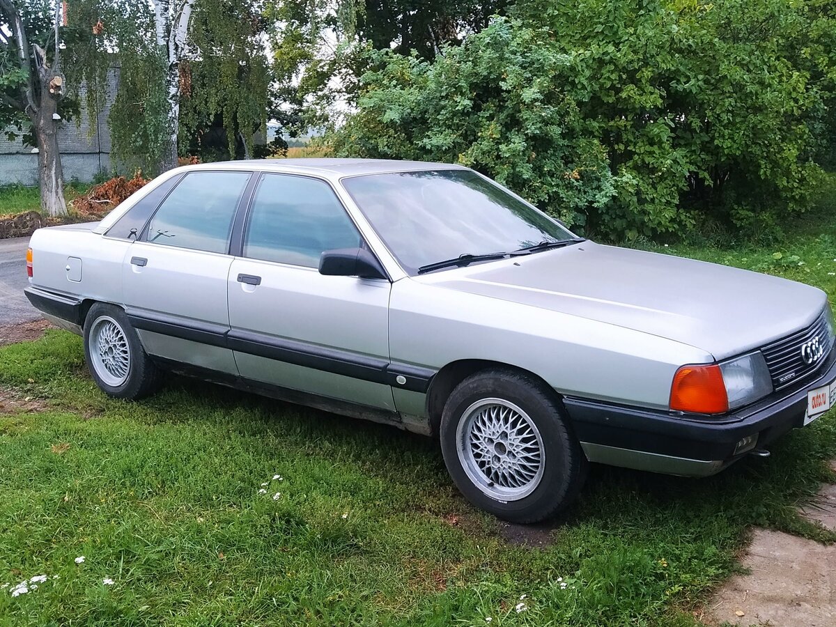 Купить б/у Audi 100 III (C3) Рестайлинг 2.2 MT (137 л.с.) 4WD бензин ...