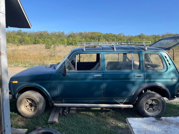 Купить б/у Lada (ВАЗ) 2131 (4x4) I 1.7 MT (79 л.с.) 4WD бензин механика ...