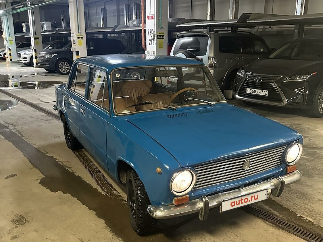 Купить б/у Lada (ВАЗ) 2101 1970-1988 1.2 MT (64 л.с.) бензин механика в Москве: синий Лада 2101 ...