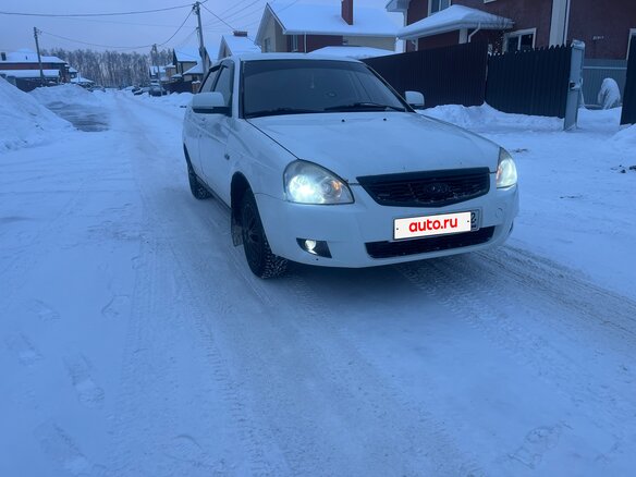Купить б/у Lada (ВАЗ) Priora I 1.6 MT (98 л.с.) бензин механика в ...